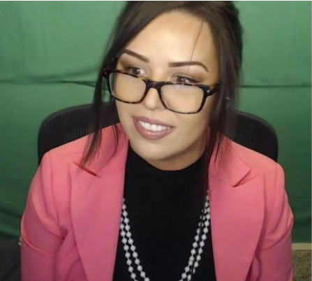 Most Popular Female Streamers on Twitch -Socially Powerful Blog